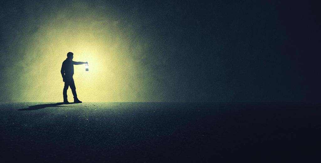 Elegantes Wie Ist Eine Ladung Bei Dunkelheit Bild